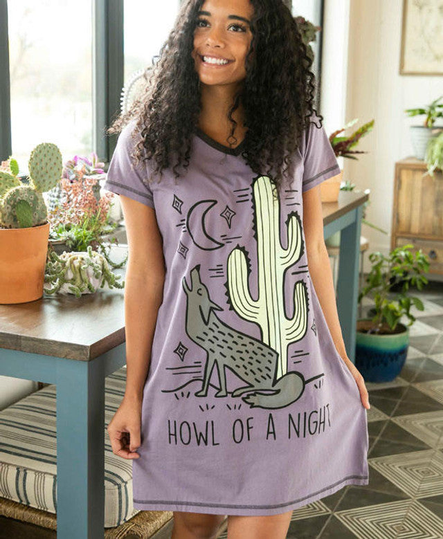 Purple Howl of a Night Nightshirt – Wolf Park